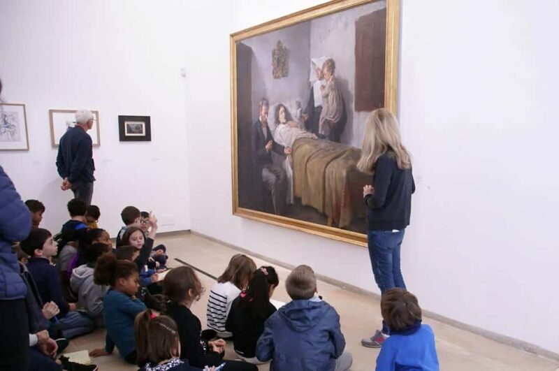 Barcelona: Picasso Museum Entry, Digital Guide & Born Walk