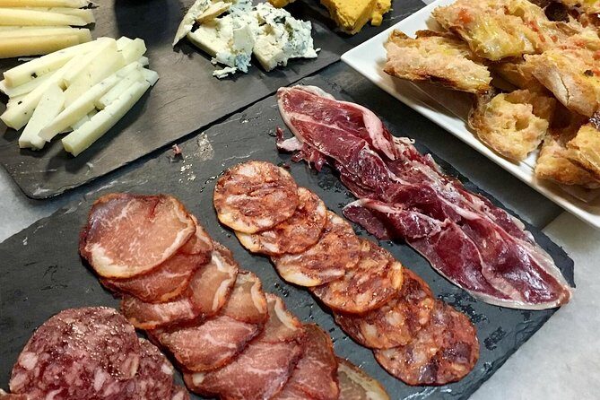 Barcelona Wine and Gourmet Tapas Tour