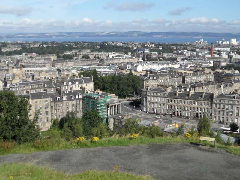 Edinburgh: Private Guided Walking Tour